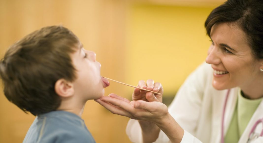 Karies Botol Susu Hanya Pada Nama! Anak Yang Tak Guna Botol Pun Boleh ...
