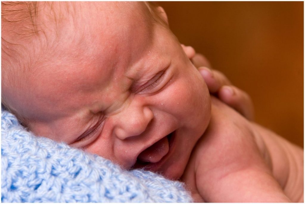 Bayi Menangis Sampai Hilang Suara Tak Semestinya Nak Susu. Isyarat Ini ...