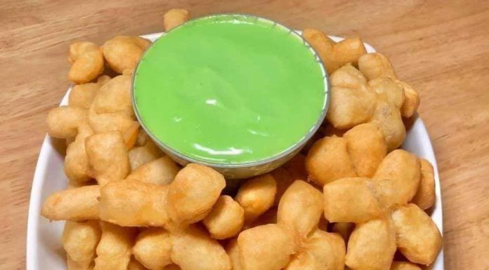 Baby Cakoi Cicah Sos Pandan Kastard. Makan Panas-Panas Memang Terangkat!