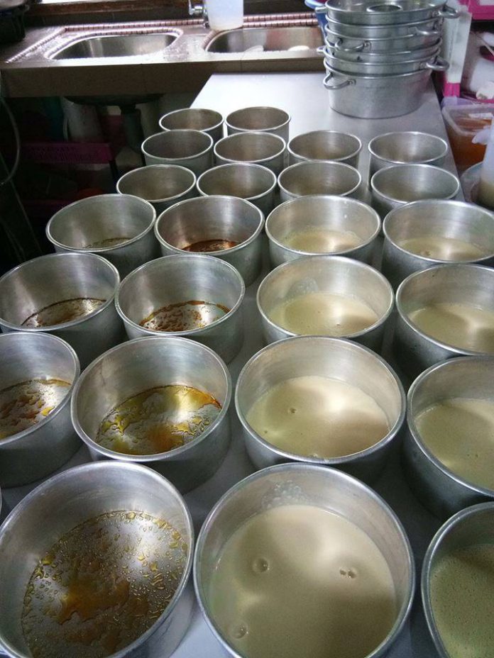 Kek Karamel Pelangi Versi Kukus, Sekali Suap Nak Lagi, Nak Buat Pun Mudah!