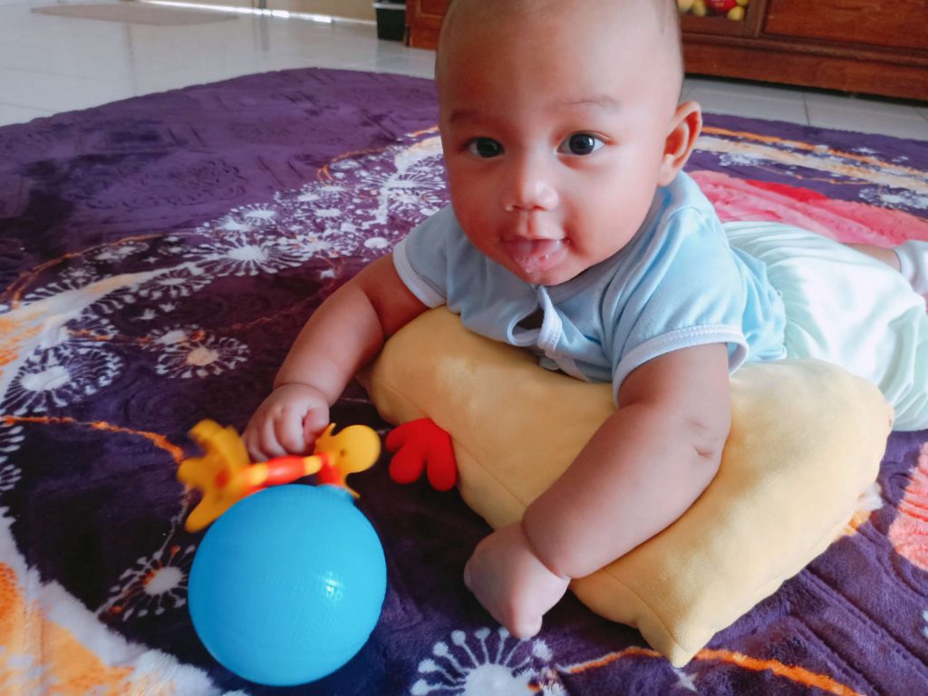 Ahli Fisioterapi Kongsi Kes Bayi 3-4 Bulan Belum Meniarap & Kepala Flat ...