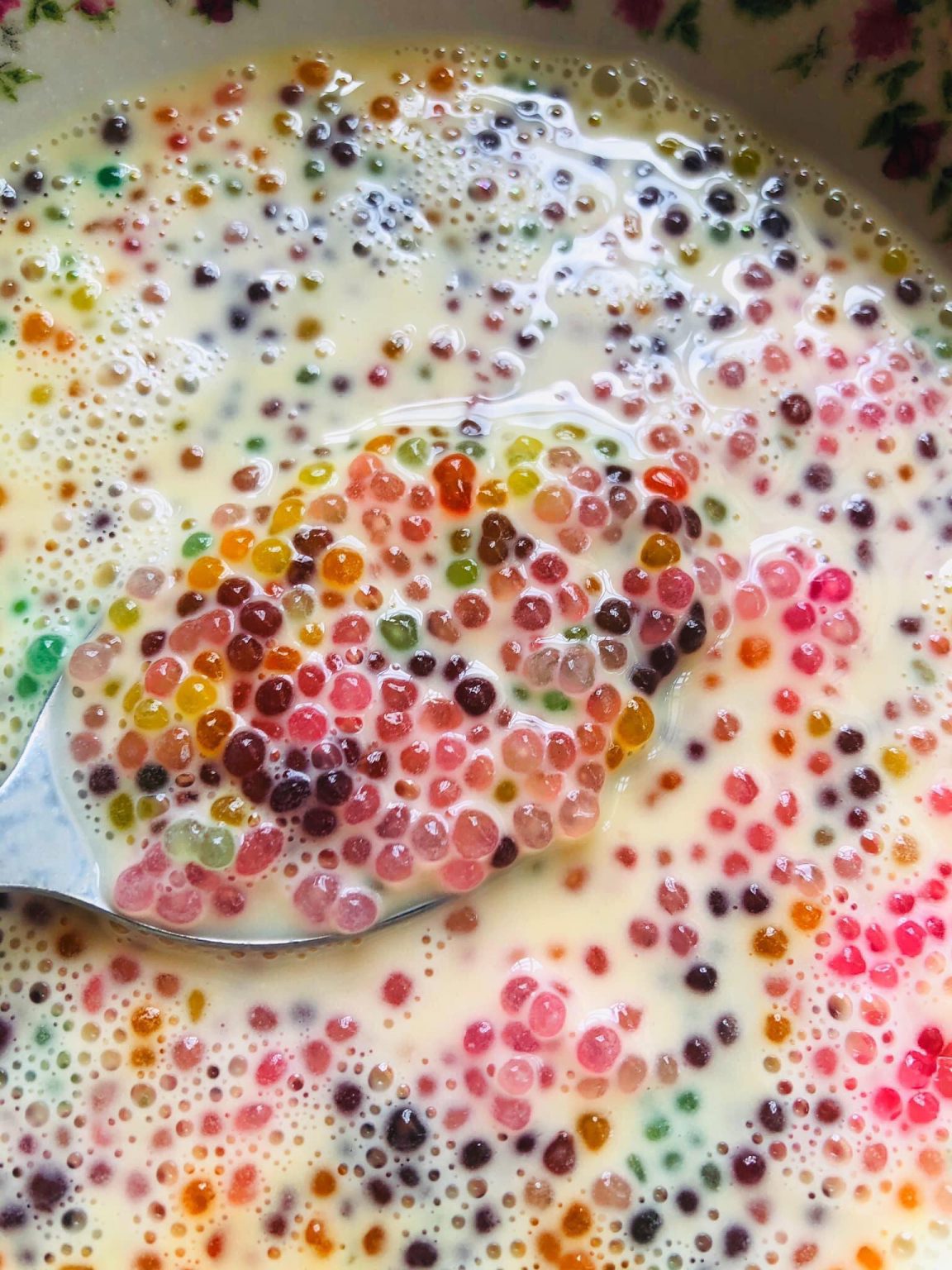 Warna Cantik, Rasa Pun Sedap, Resipi Bubur Sagu Warna Warni Buat Anak ...