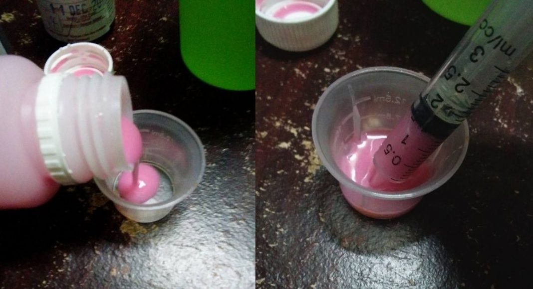 Bukan Terus Celup Picagari Dalam Botol. Ni Cara Betul Bagi Anak Makan Ubat!