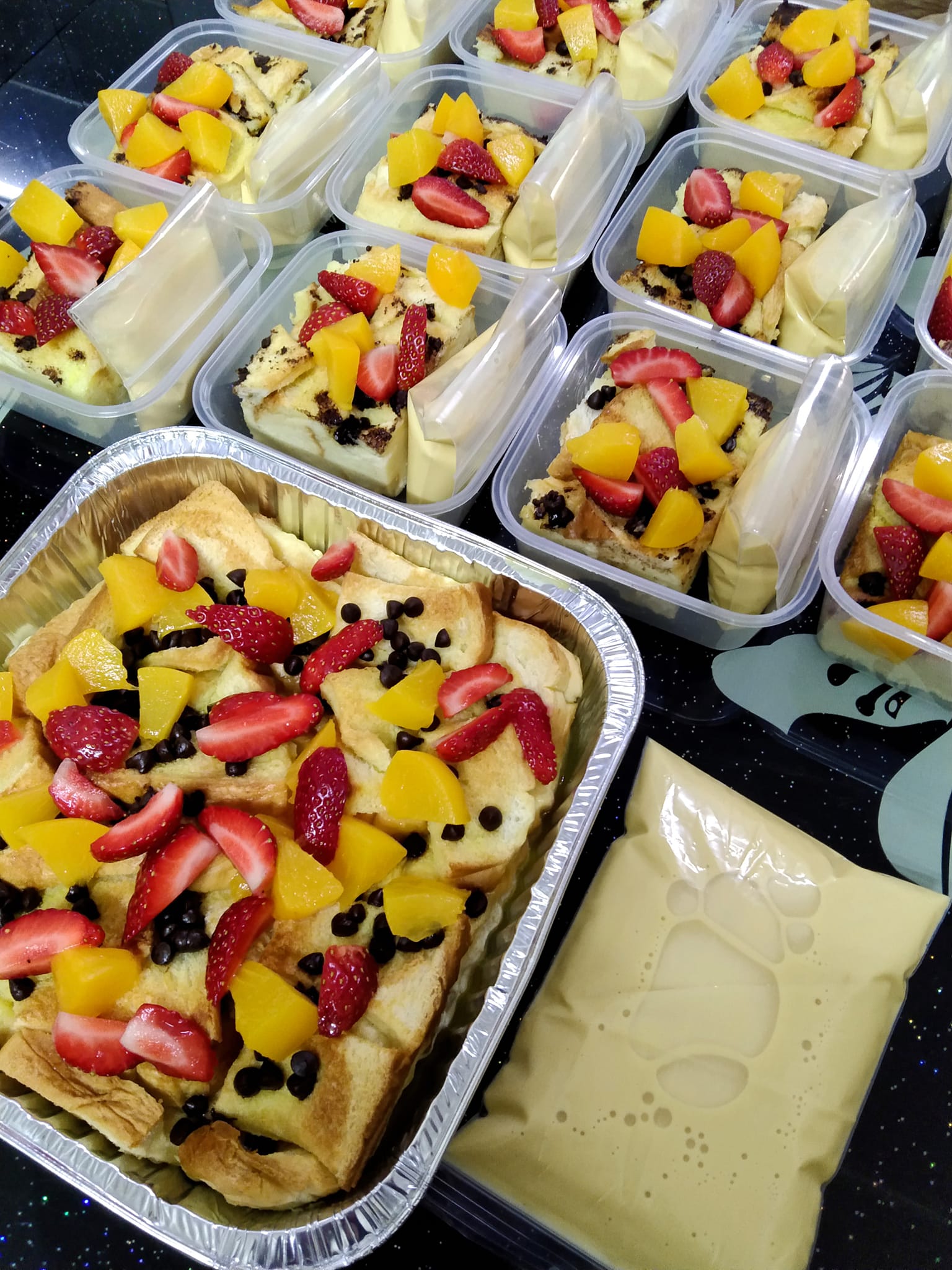 Resepi Puding Roti Sos Kastard Paling Mudah. Mewah Dengan Buah & Tak Muak!