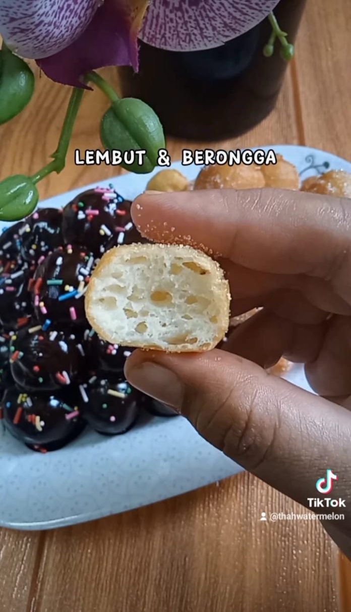 Mudahnya Buat Pizza Guna Roti Sandwich, Cuma Perlu 4 Bahan, Sedap!