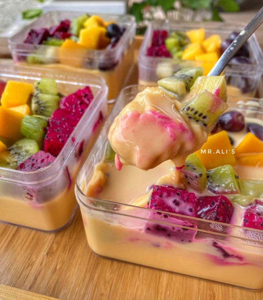 Resepi Puding Buah Kuah Kastard, Mudah Sangat! Bahan Pun 'Simple'