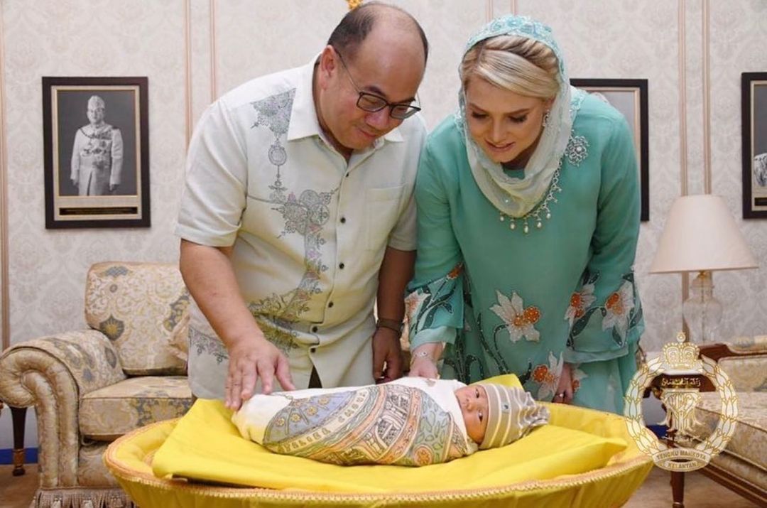 Sambut Kelahiran Cahaya Mata Sulung, Tengku Mahkota & Che Puan Mahkota ...