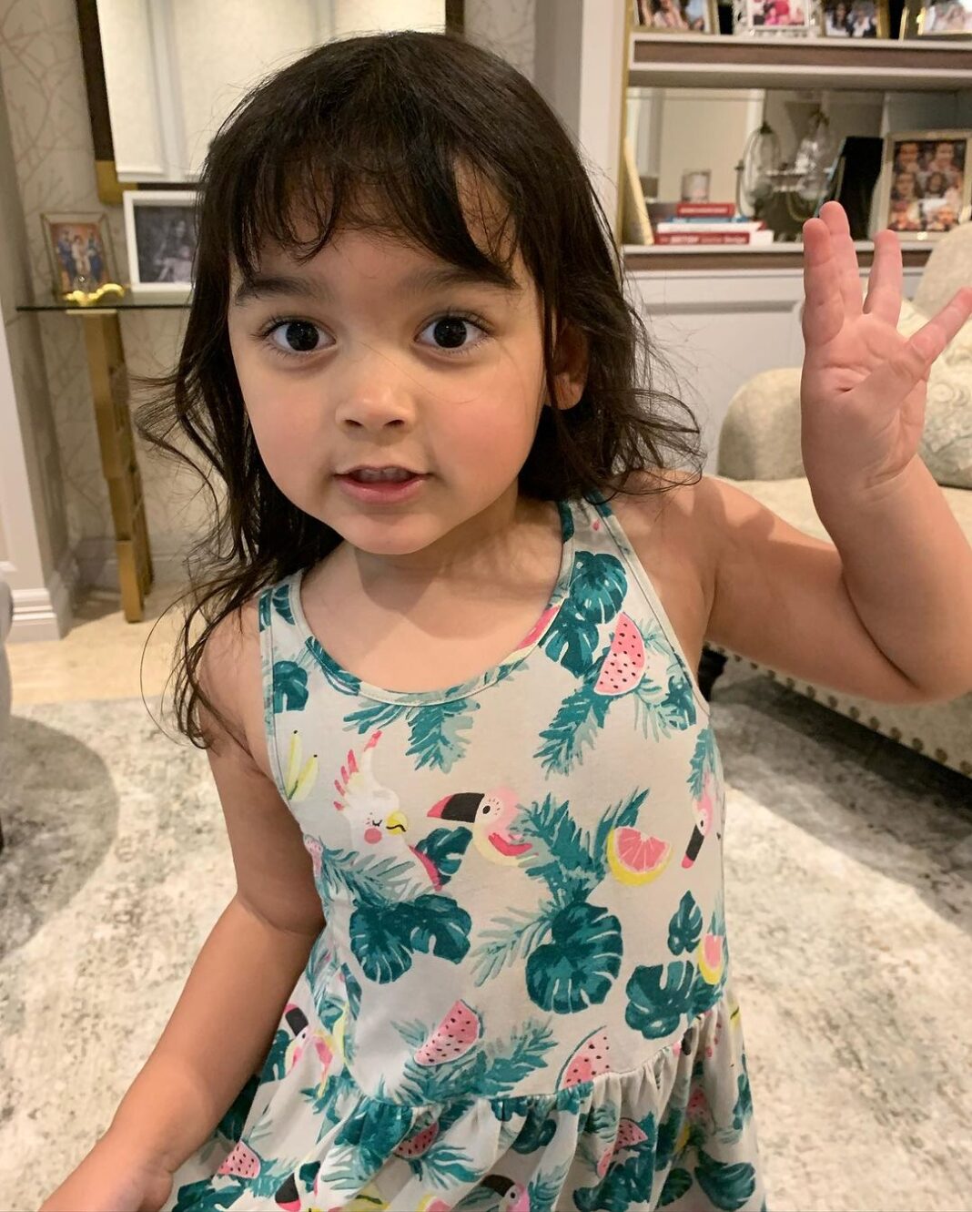 Comel Anak Che Puan Sarimah Ibrahim, Betul-betul Mewarisi Kecantikan Ibunya