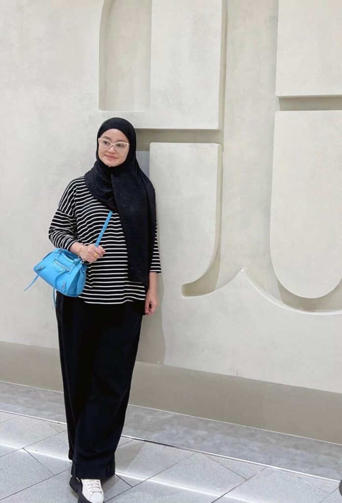 Intan Salleh Hamil Pun Nampak Cantik, Kongsi Gambar Dengan Anak-anak ...