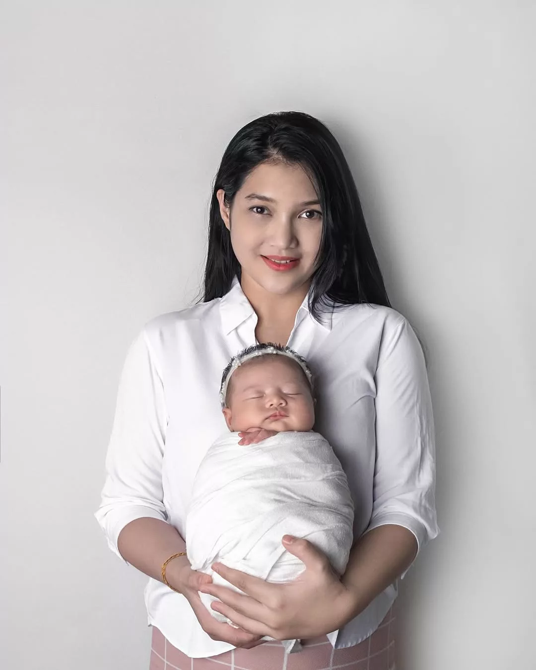 "Saya Harap Mulan Tak Benci Saya." Datin Atikah Sebak Bayangkan Masa Depan Anak Tersayang